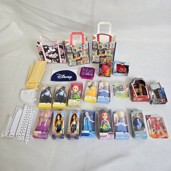 Zuru | Toys | Mixed Zuru Mini Brands Disney Collectible Toys Lot 23 ...